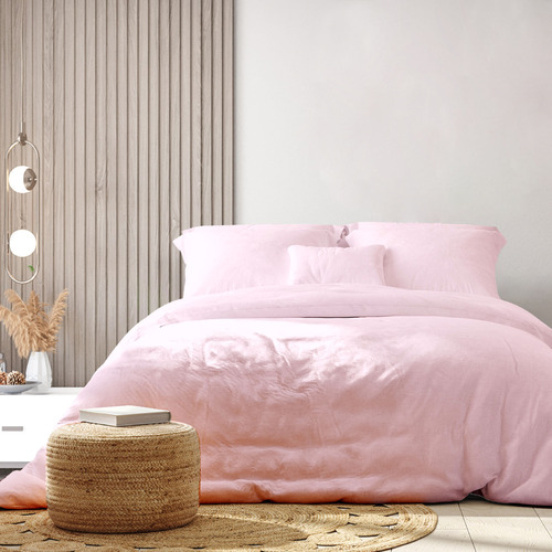 Pink quilt cover store